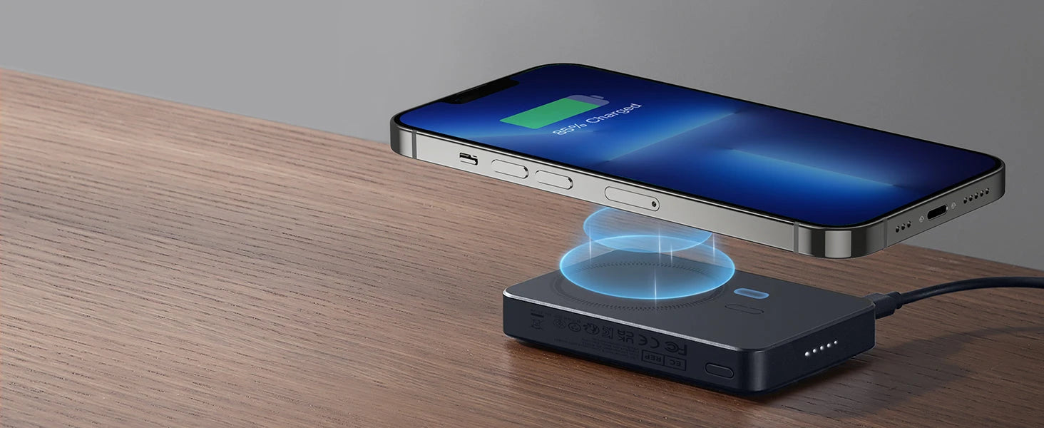 MagSafe Battery Packs vs Traditional Power Banks: Which One is Right f